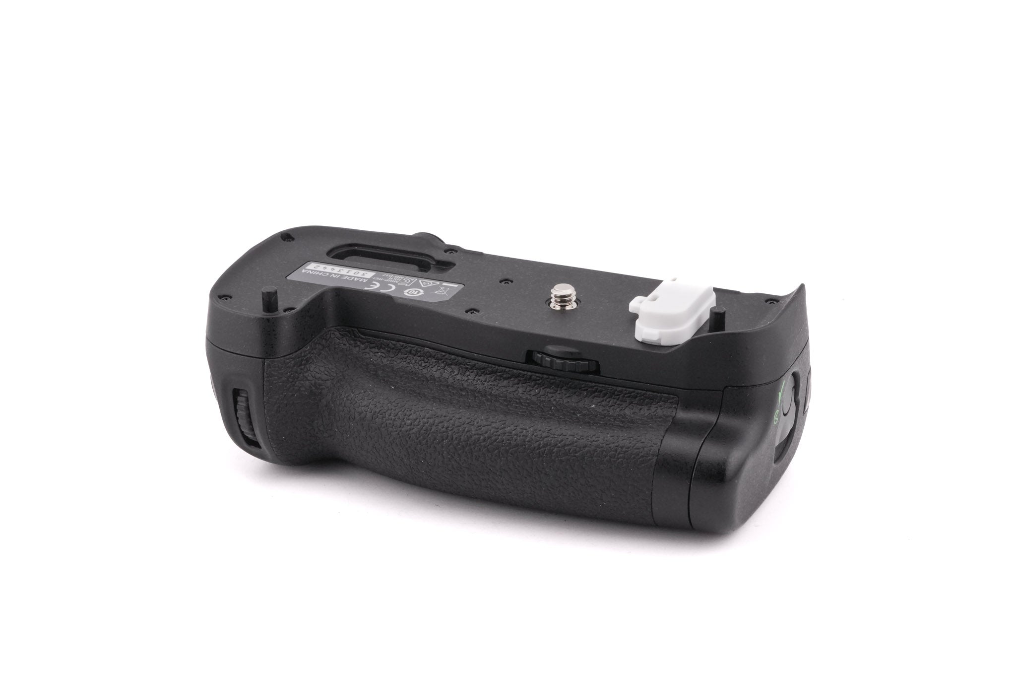 Nikon MB-D17 Multi Power Battery Pack – Kamerastore