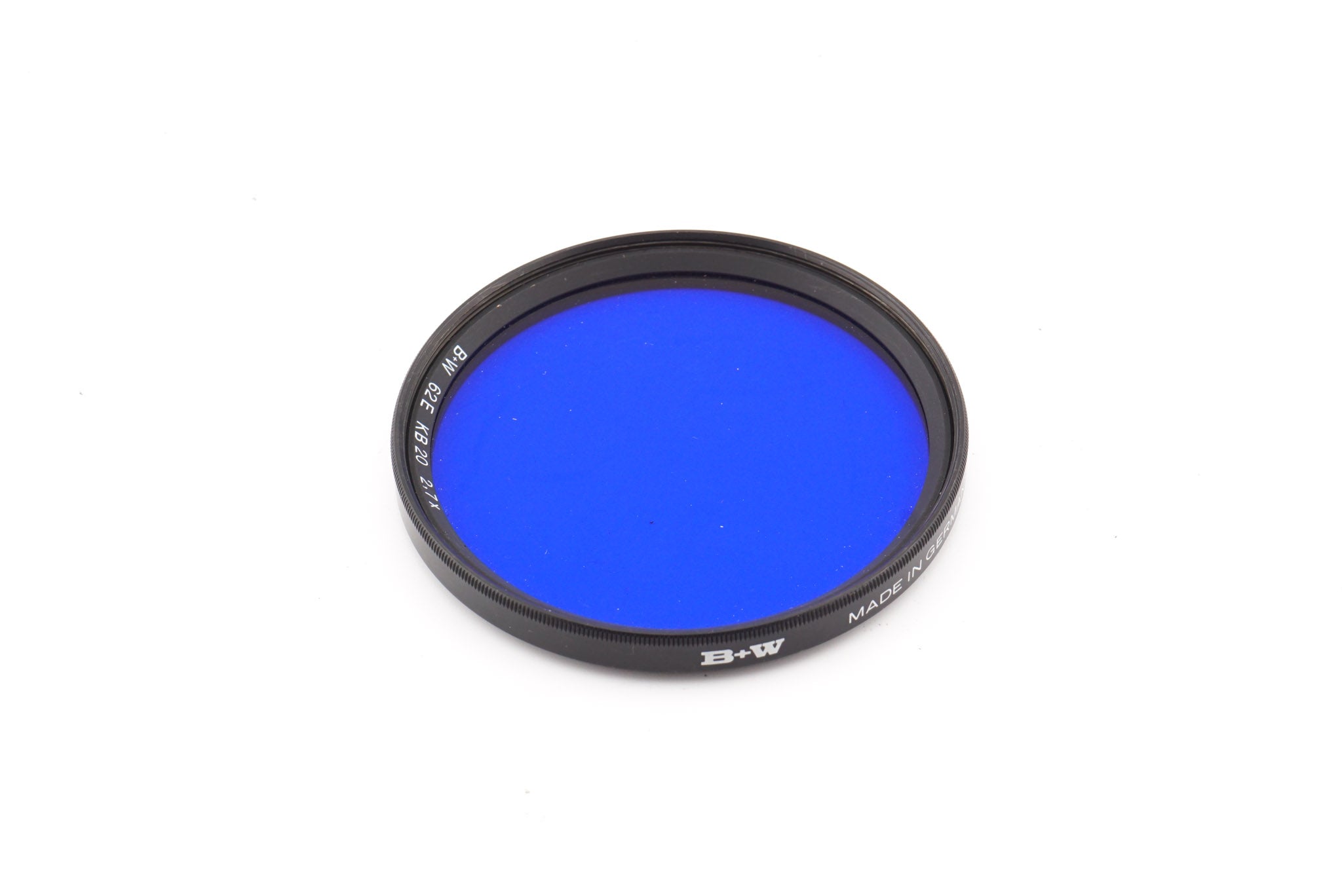 B+W 62mm Color Correction Filter KB20 2.7x - Accessory – Kamerastore