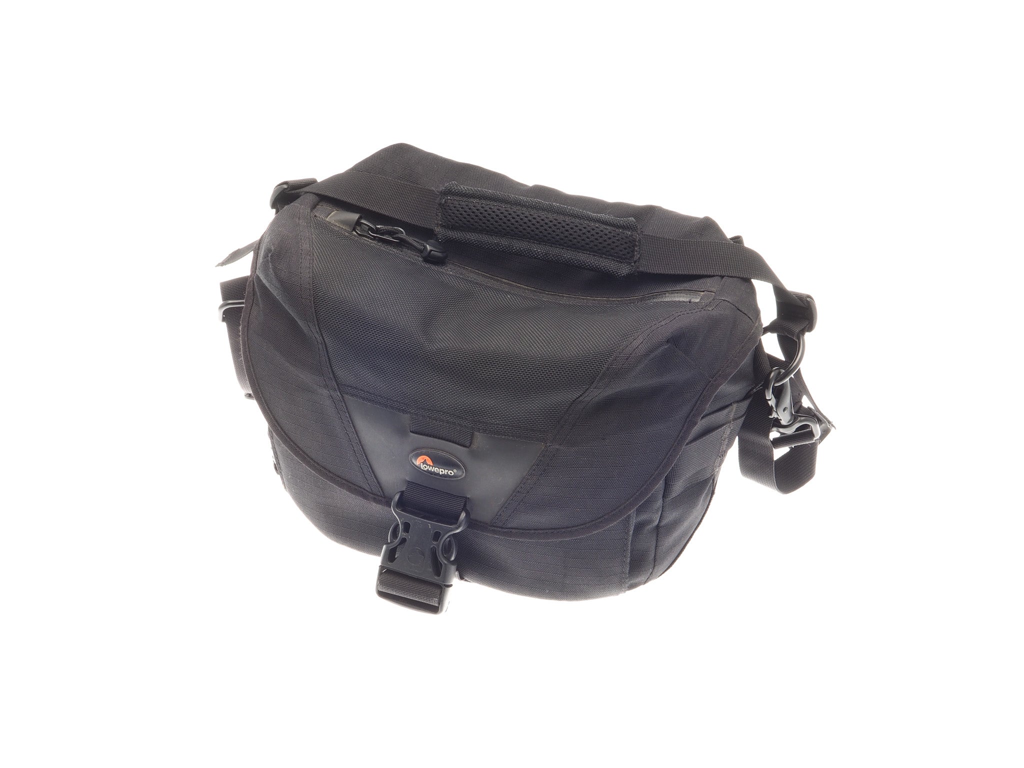 Lowepro Stealth Reporter D100AW - Accessory – Kamerastore